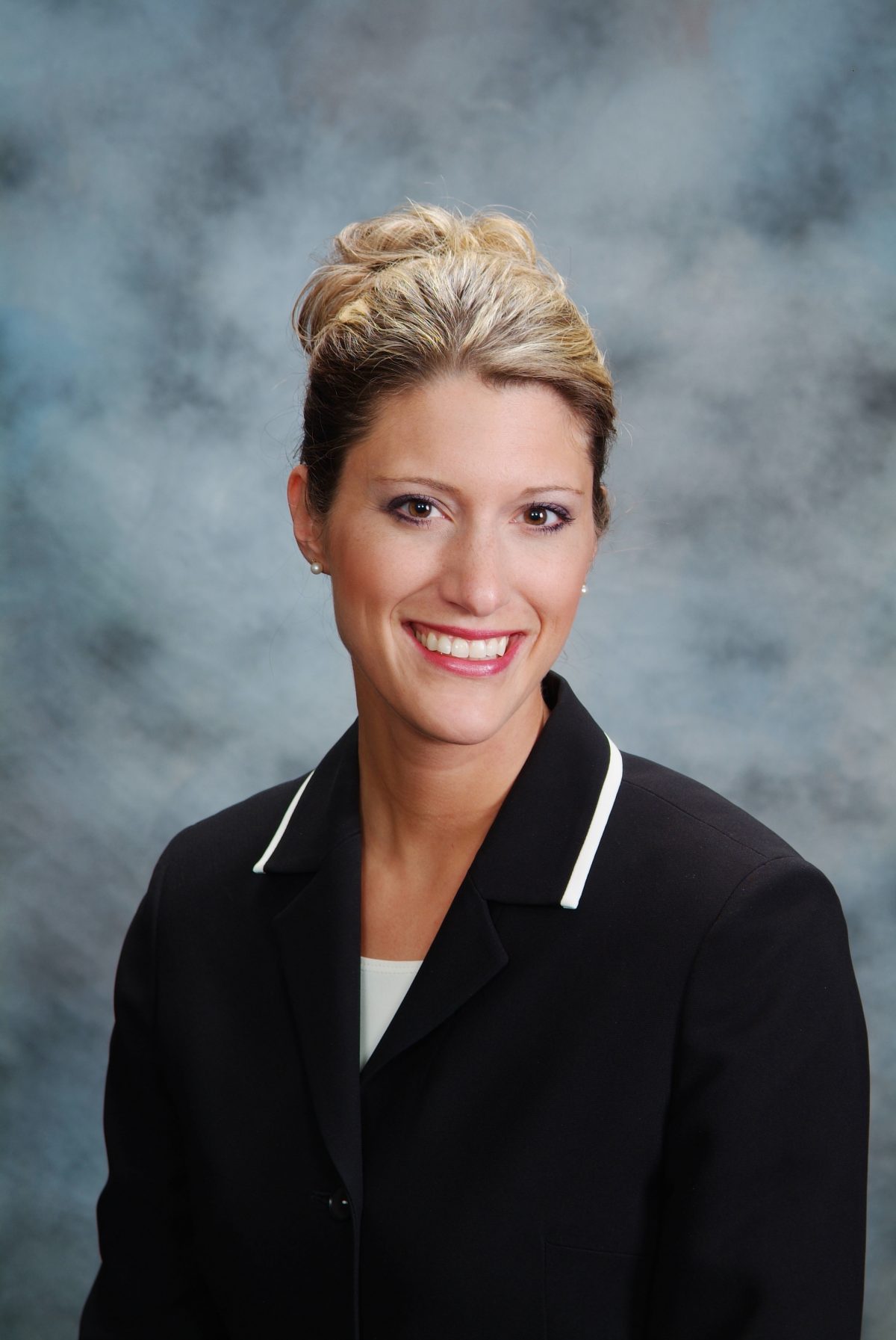 In the Field: Alumnae who became Alice in Dairyland – GROW magazine